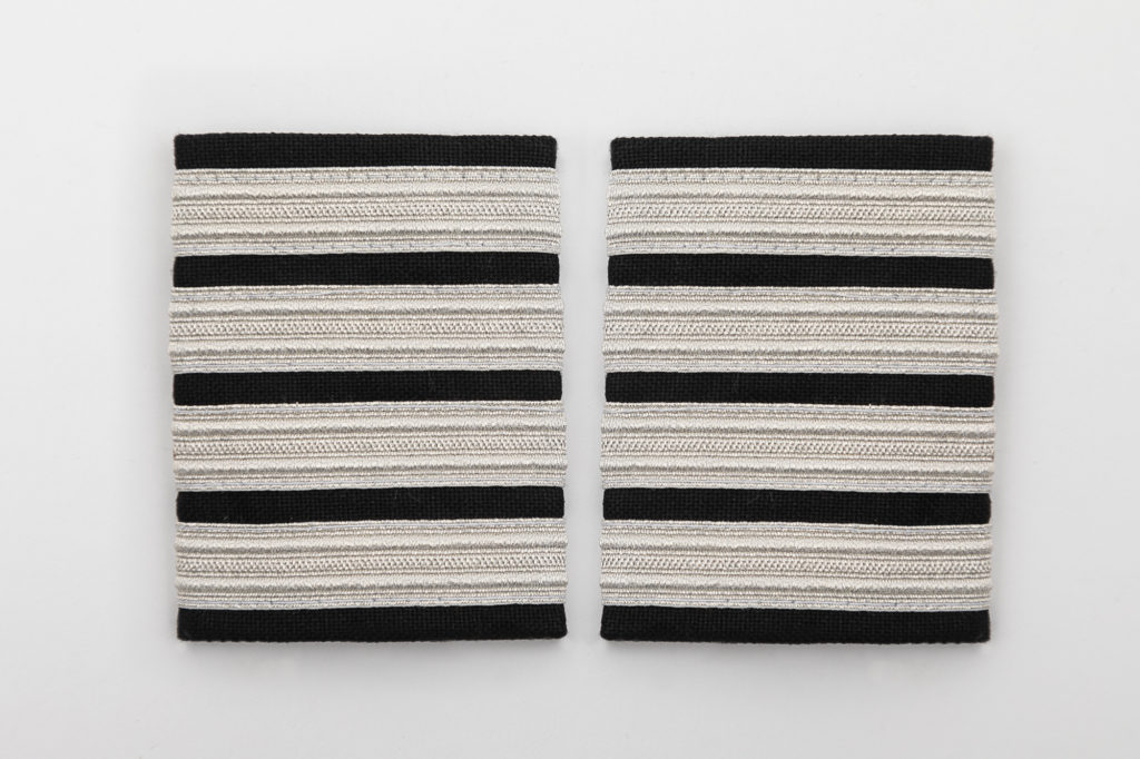 Epaulette sliders 1/2" Black / Silver - Armstrong Aviation Clothing